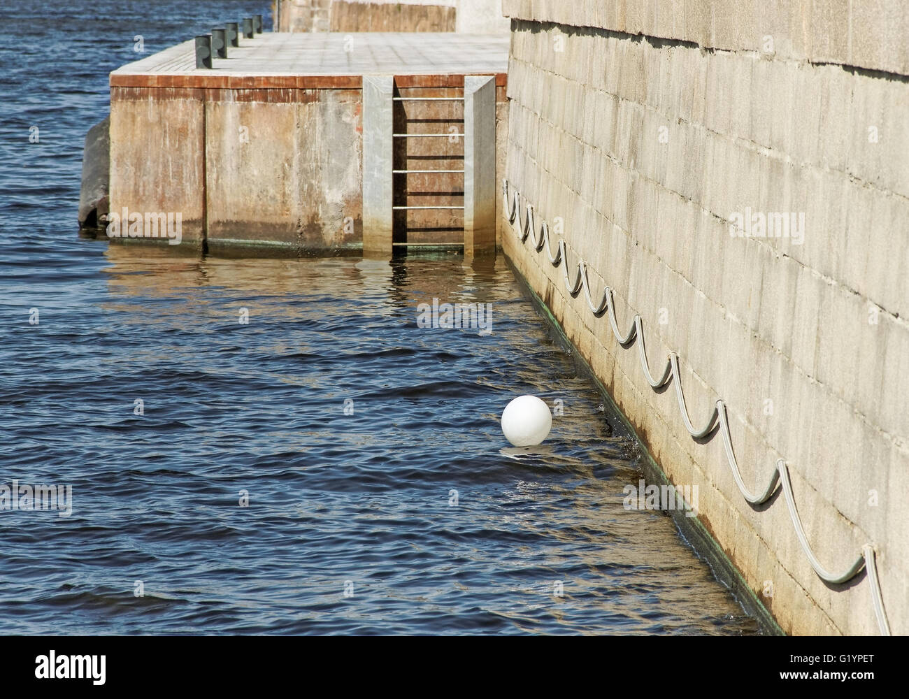 Balloon in water hi-res stock photography and images - Alamy