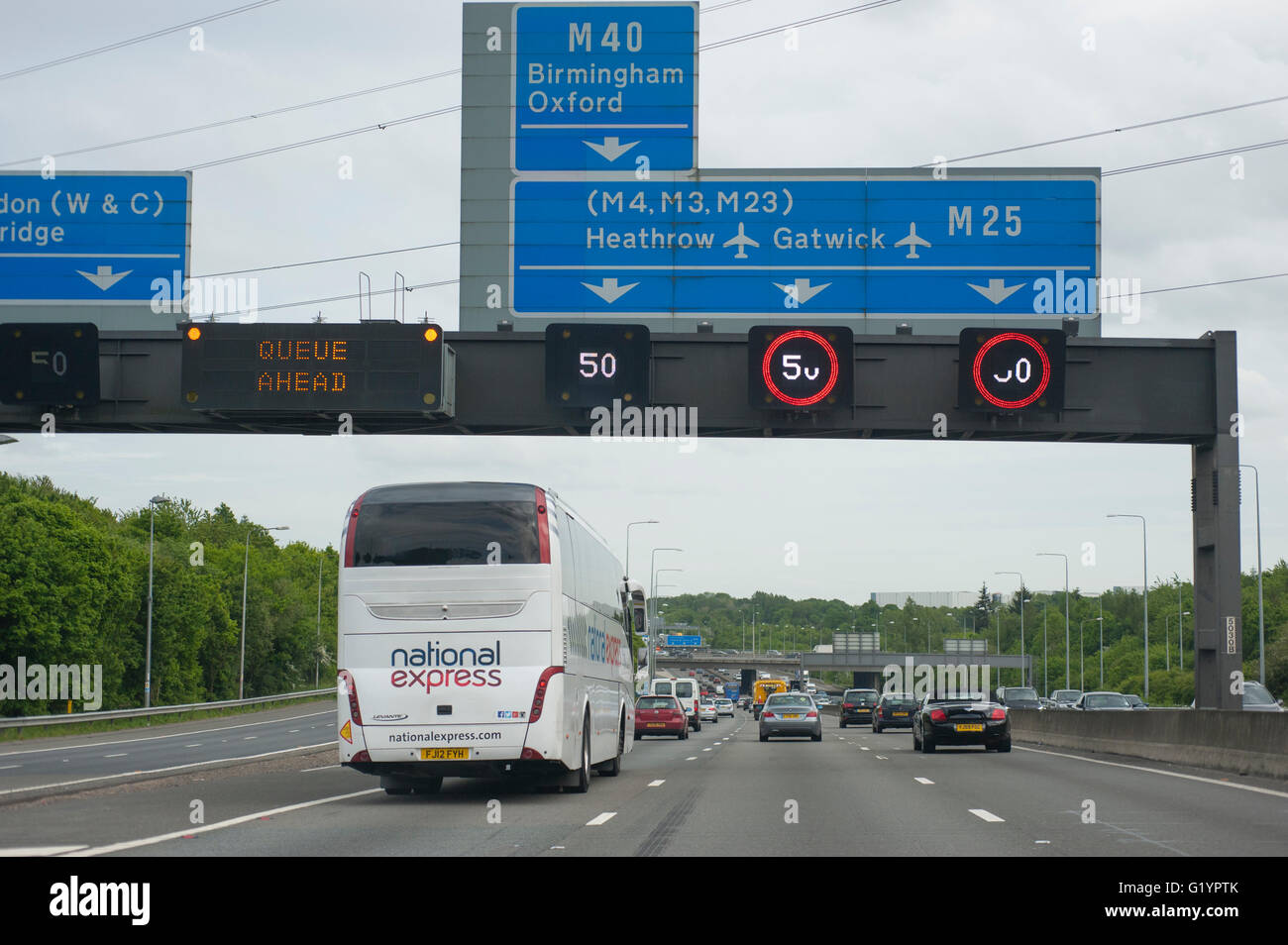 Clockwise Bus High Resolution Stock Photography and Images - Alamy