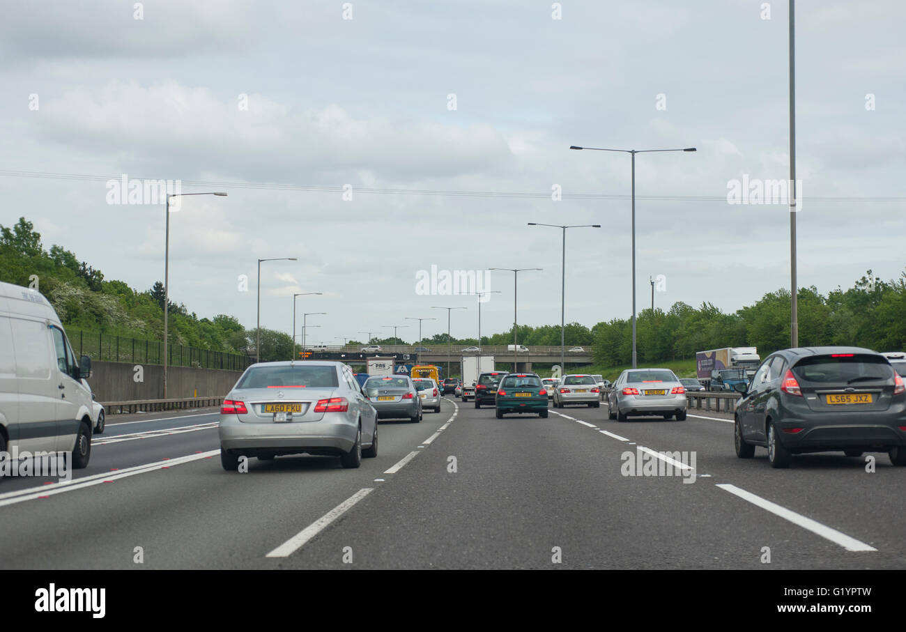 M25 Motorway Sign Traffic High Resolution Stock Photography and Images ...