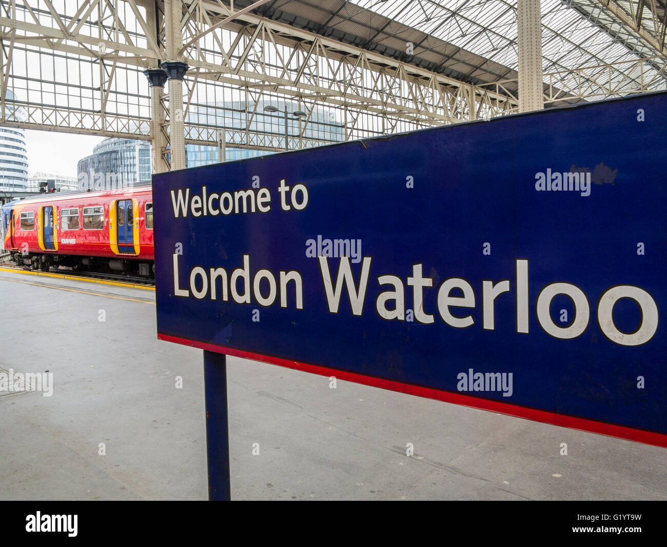 Waterloo train station sign hi-res stock photography and images - Alamy