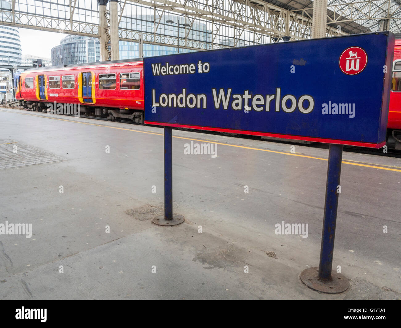 Waterloo train station sign hi-res stock photography and images - Alamy