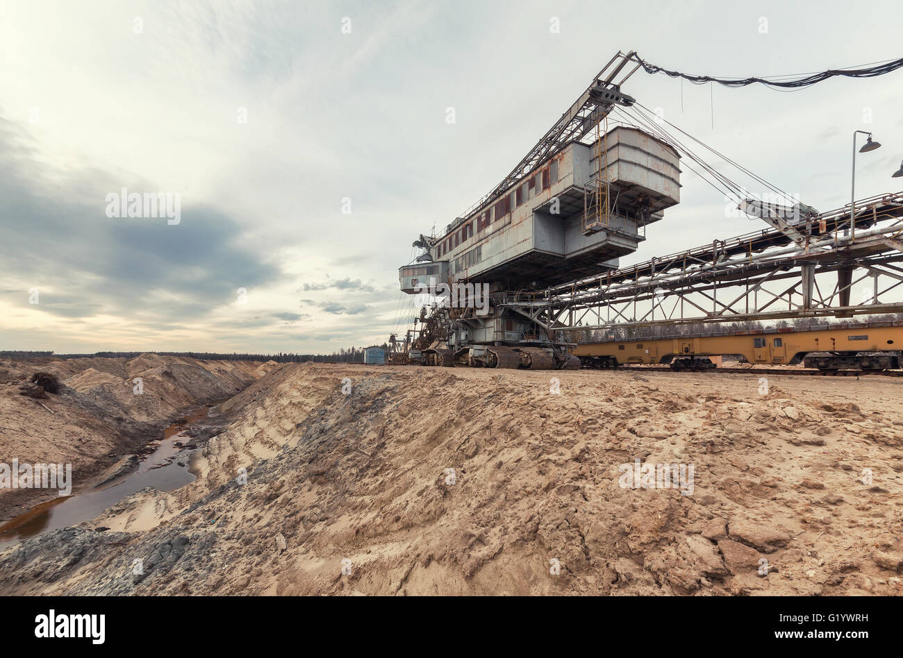 Many buckets of giant quarry excavator Equipment for the extraction of ...