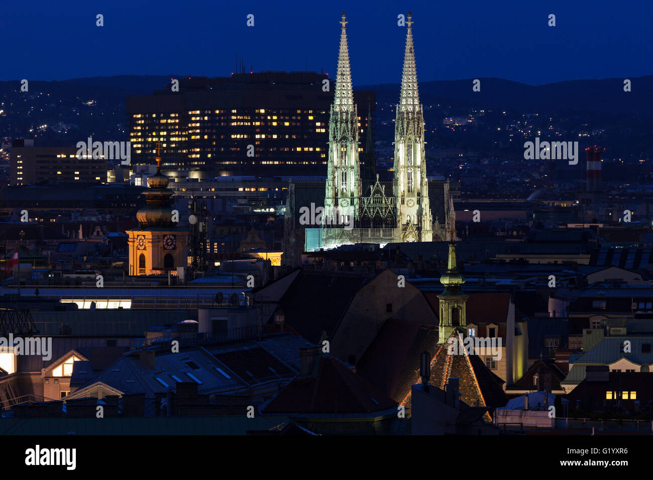 Old vienna night panorama hi-res stock photography and images - Alamy