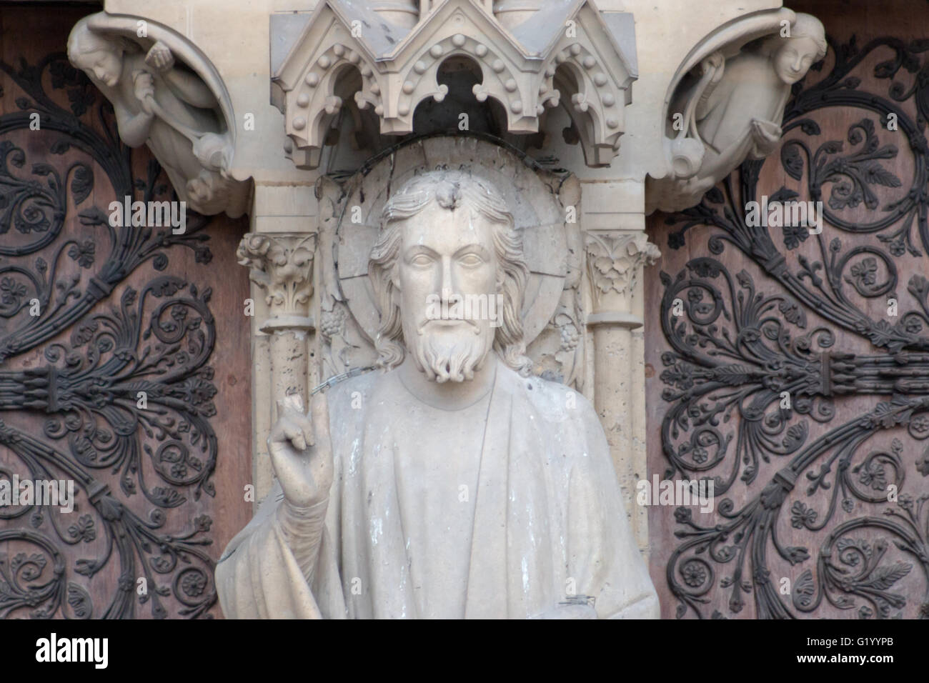 Beau dieu trumeau hi-res stock photography and images - Alamy