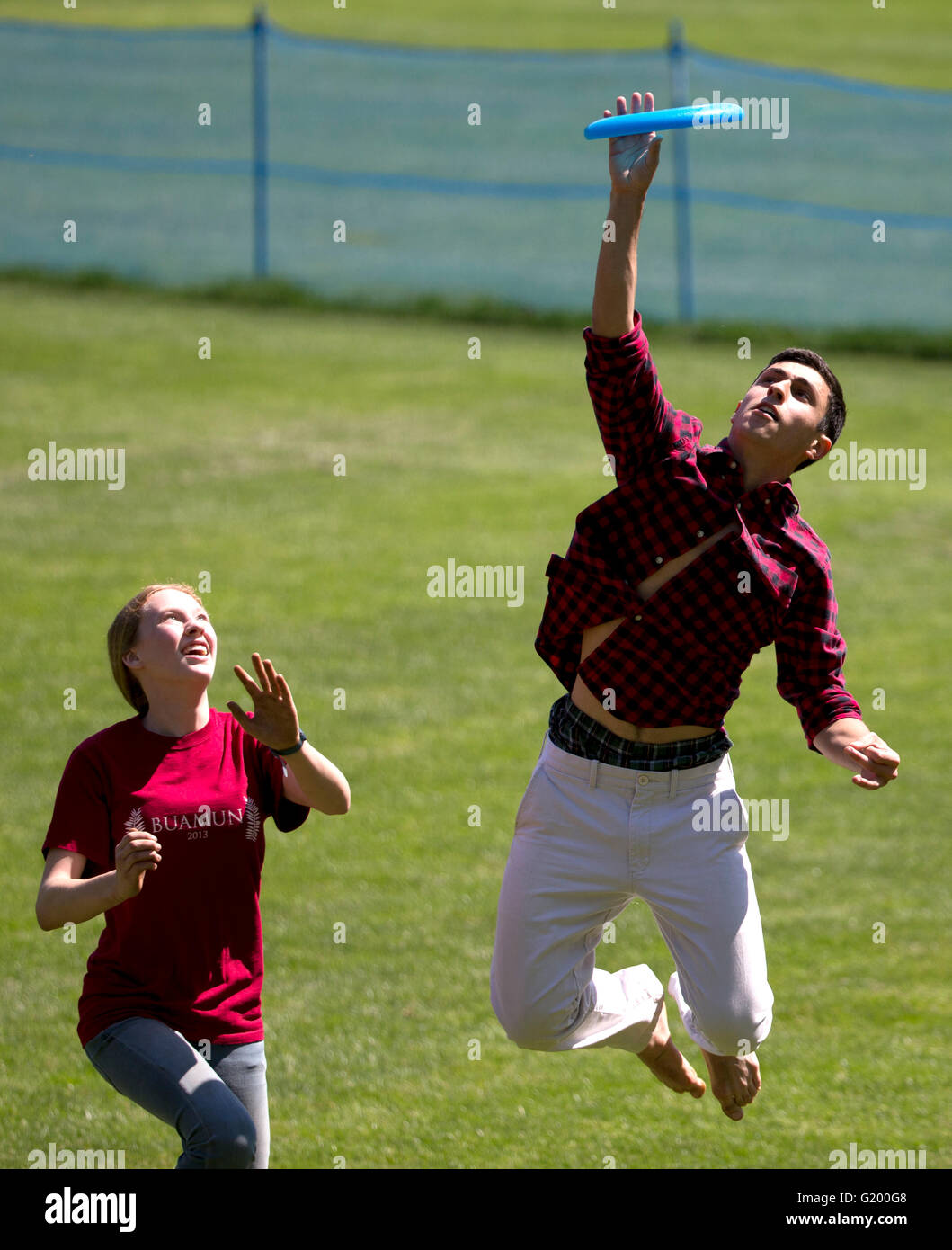 Frisbee hi-res stock photography and images - Alamy
