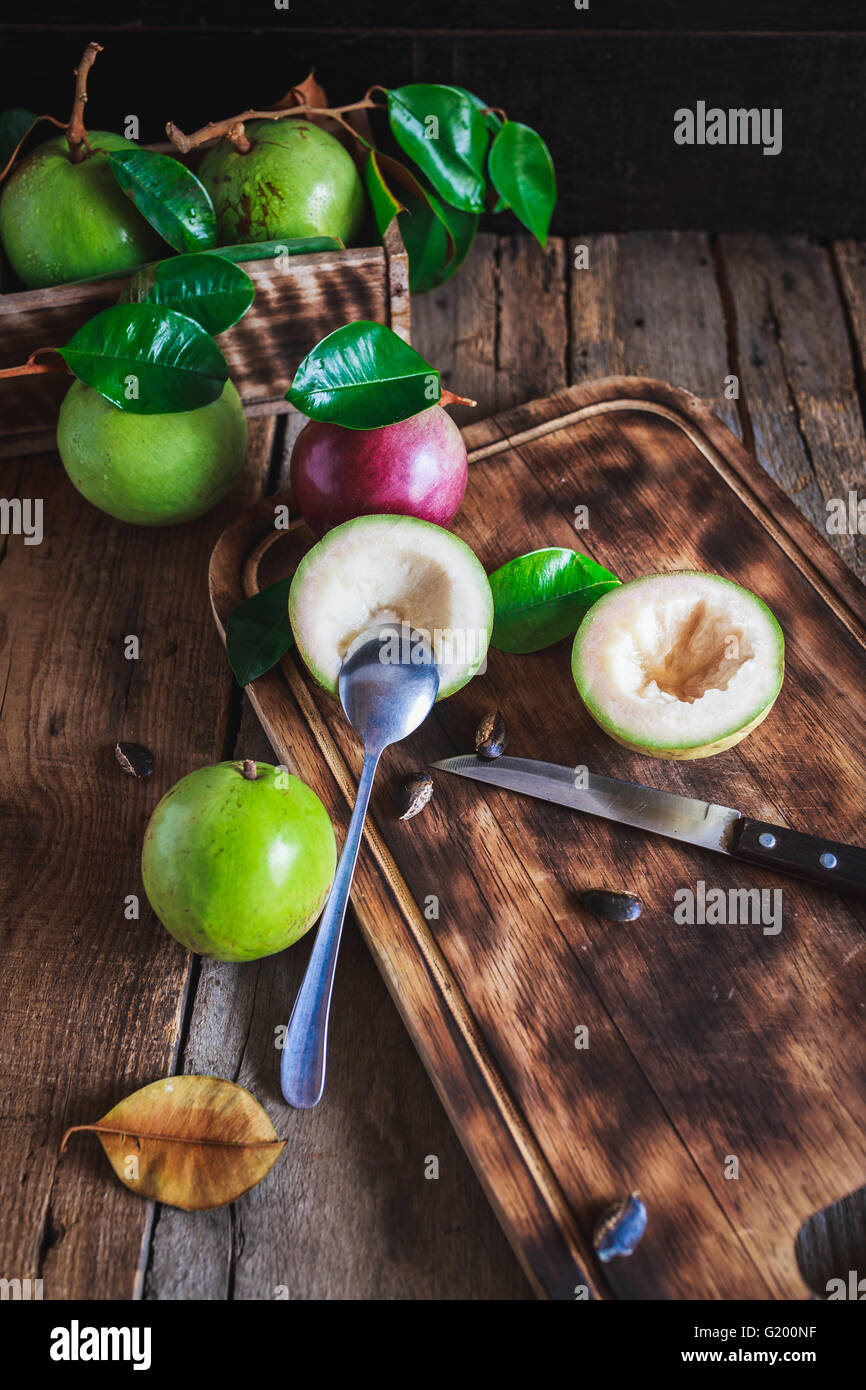 Starapples hi-res stock photography and images - Alamy