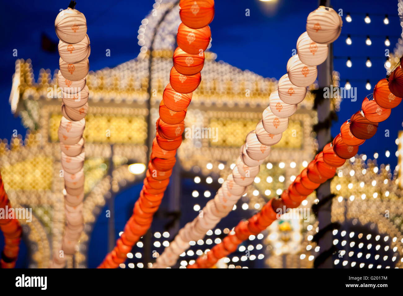Thousands paper lanterns illuminate the "Feria de Abril", Seville ...