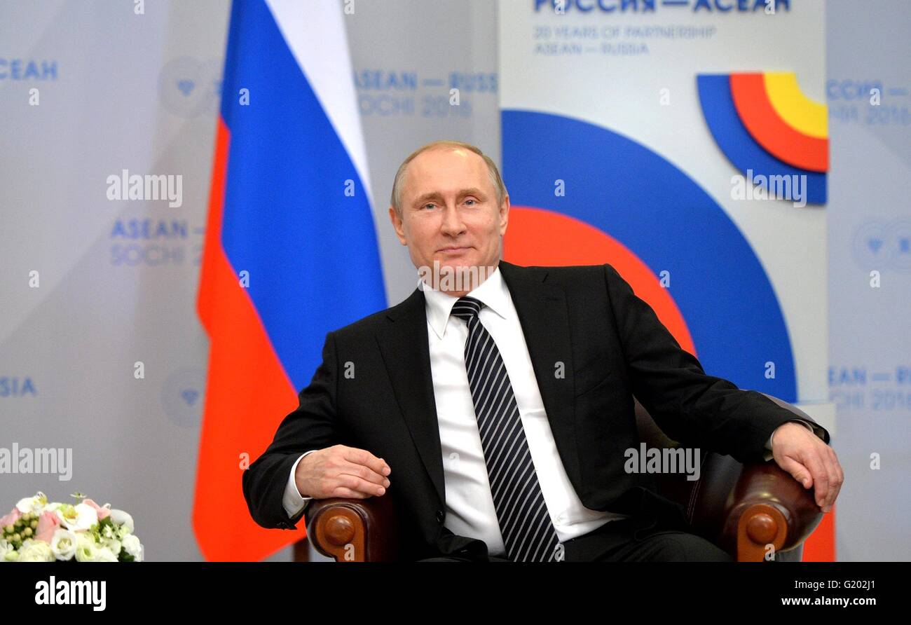 Putin High Resolution Stock Photography and Images - Alamy