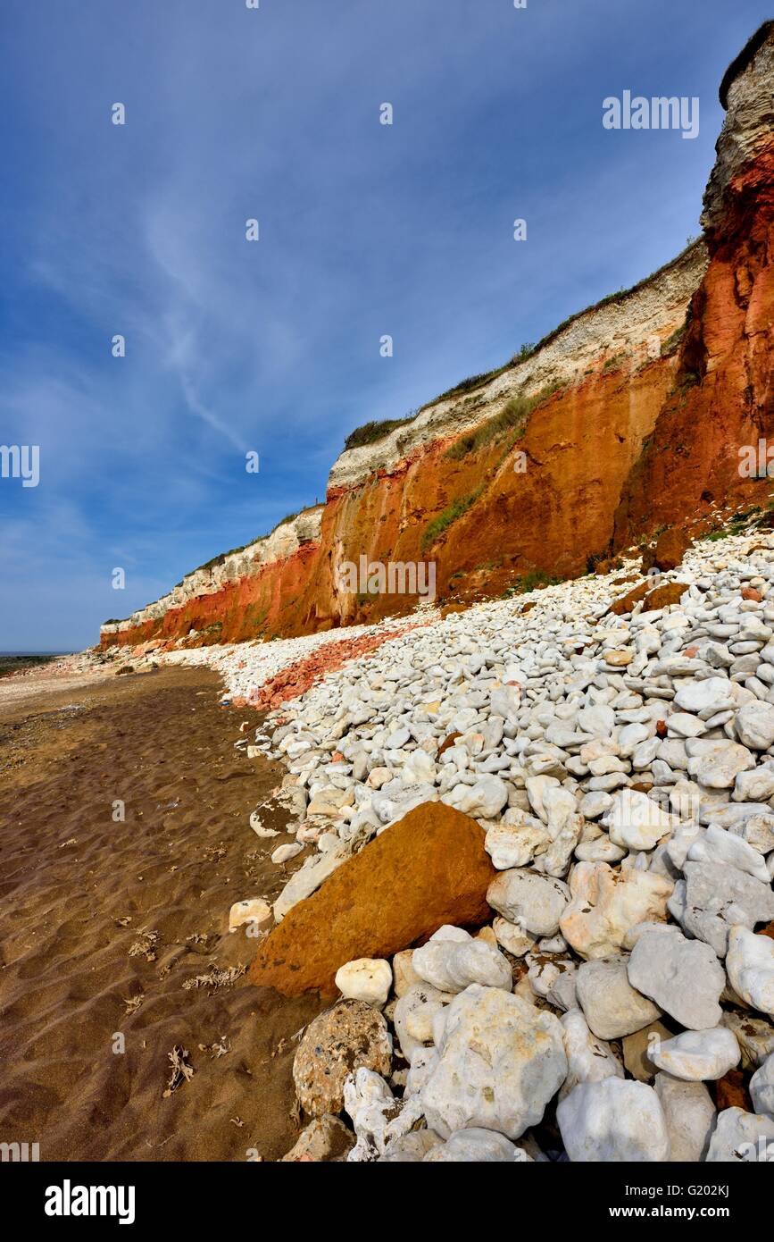 Norfolk cliffs beach hi-res stock photography and images - Alamy