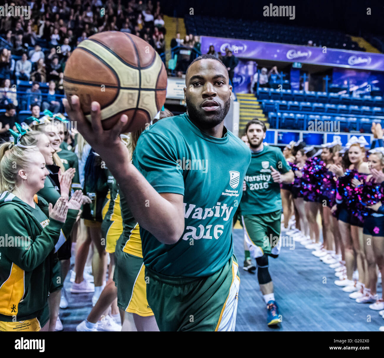 Varsity basketball player hi-res stock photography and images - Alamy