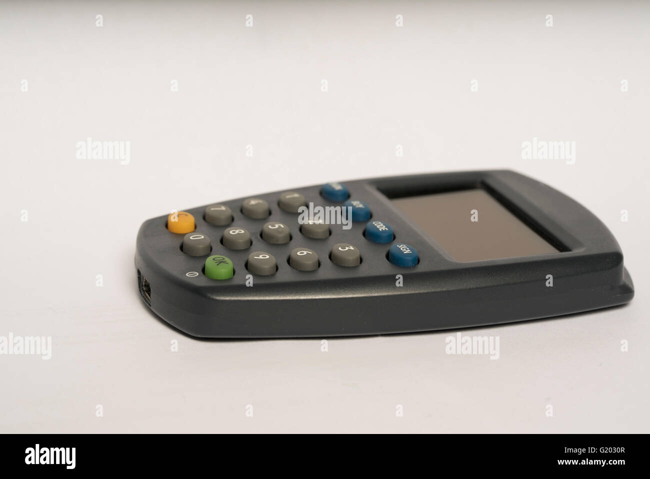 Money in account online banking hi-res stock photography and images - Alamy