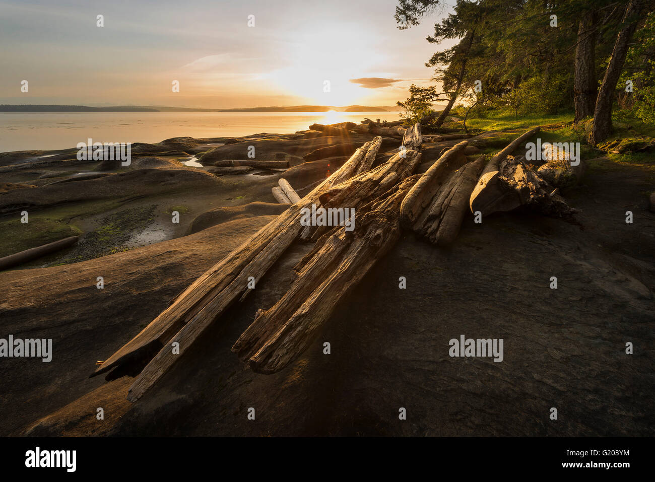 Roberts Memorial Park at sunrise Stock Photo - Alamy