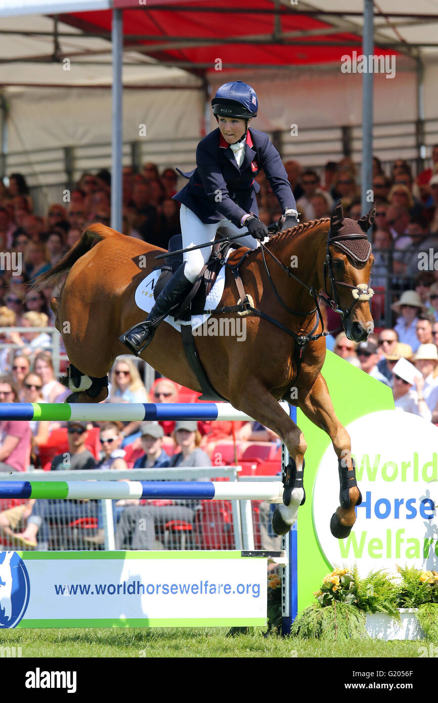 Laura Collett (Great Britain) riding Grand Manoeuvre in the show ...