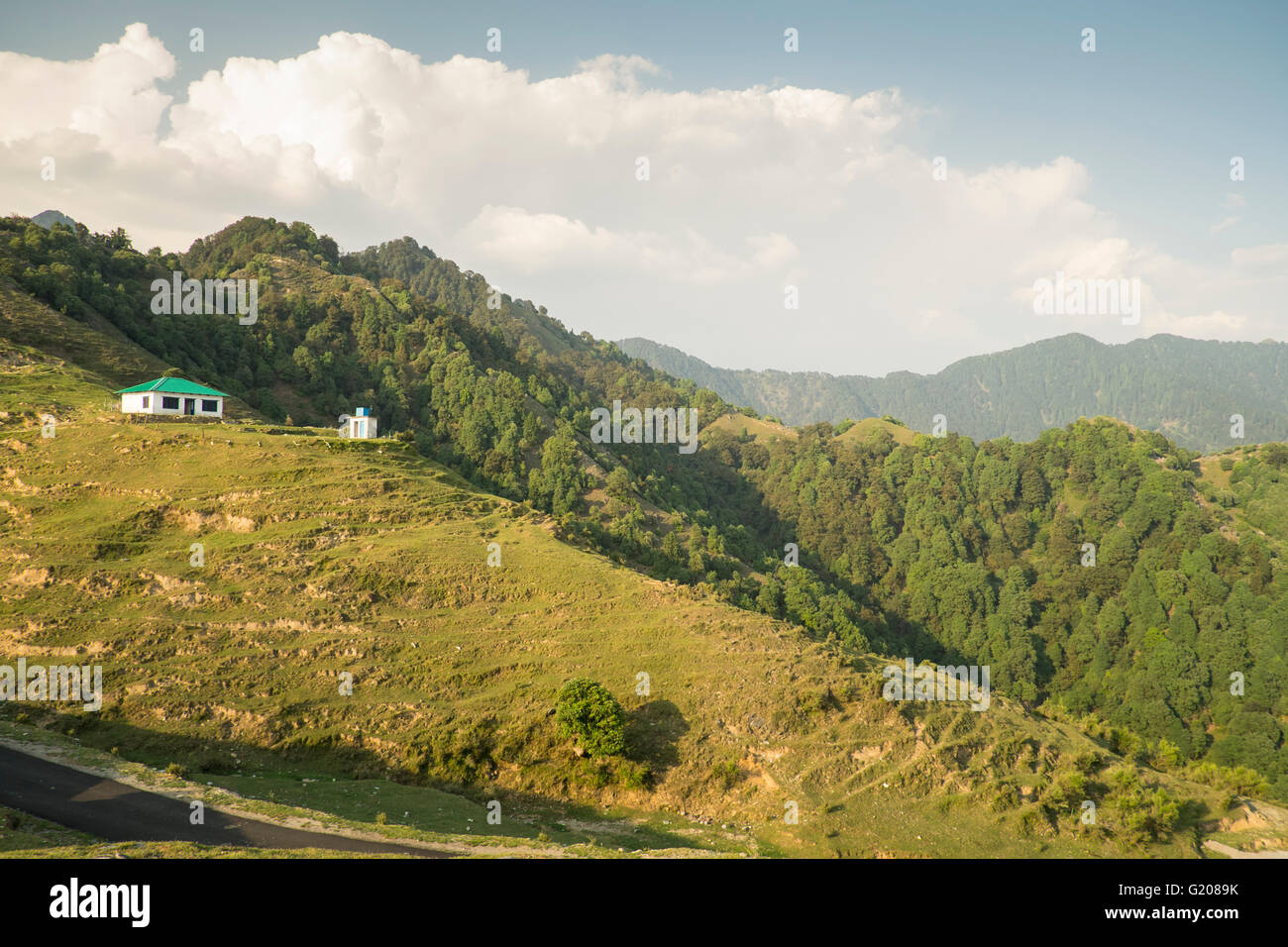 A beautiful himalayan home in the mountains of Bir Billing, Himachal ...