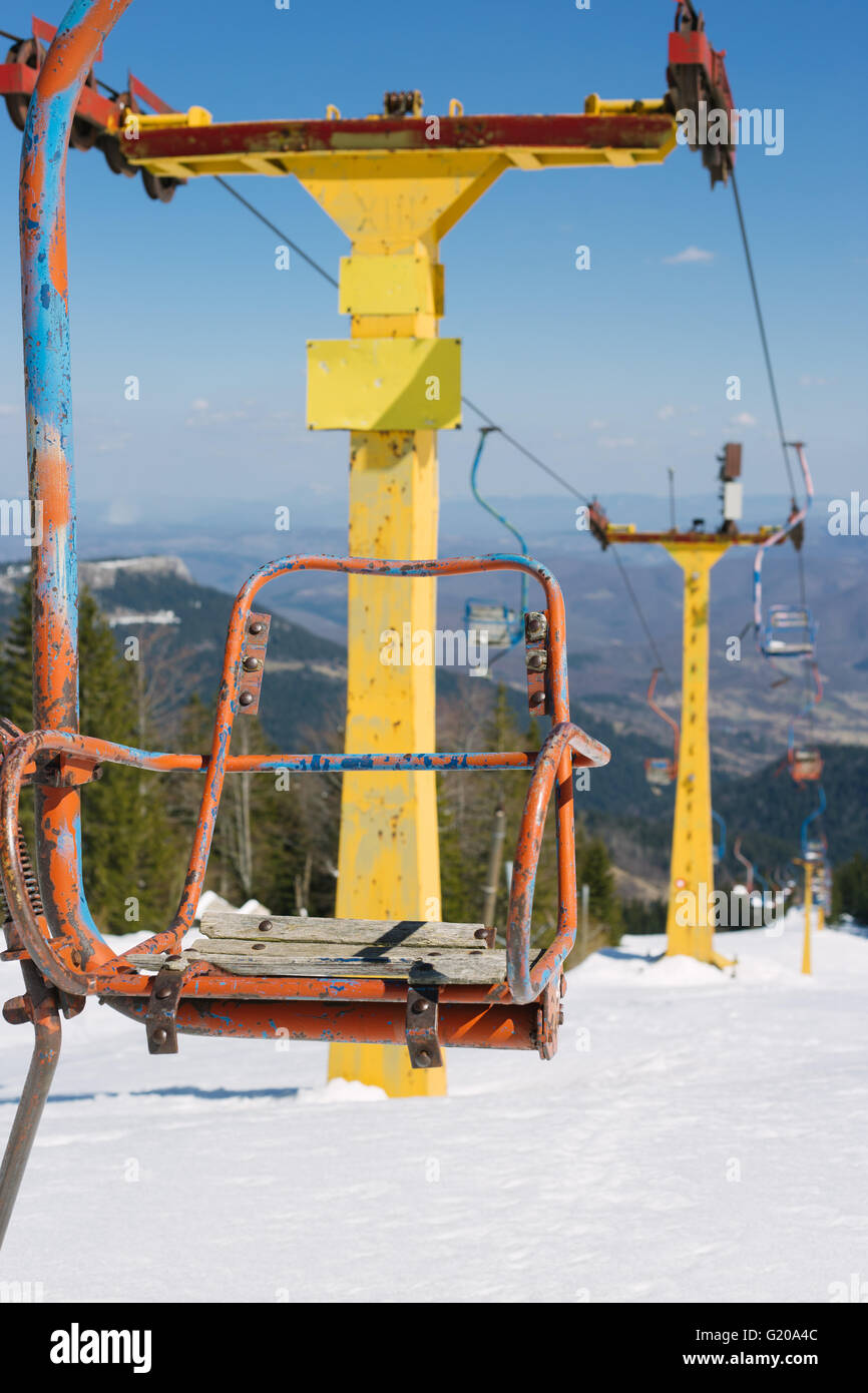 Old ski lift during the winter Stock Photo - Alamy