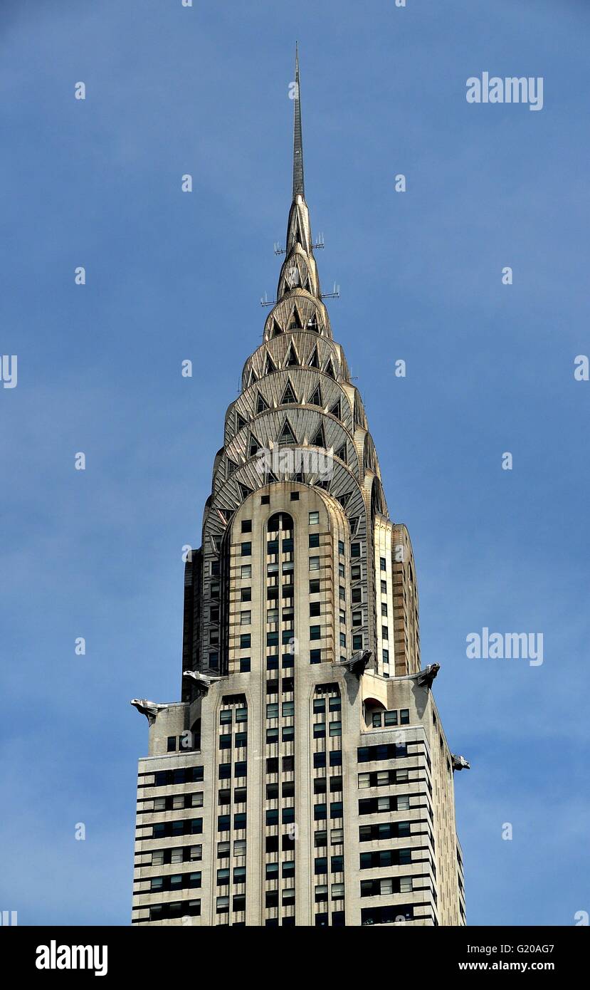 New York City: Art deco spire atop the Chrysler Building at East 42nd ...