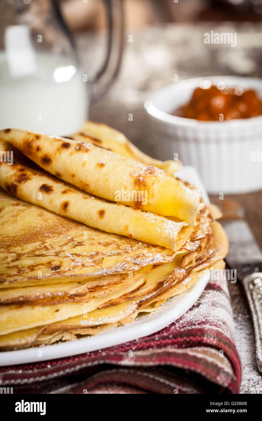 Dutch Pancakes with jam - Pannenkoeken Stock Photo - Alamy