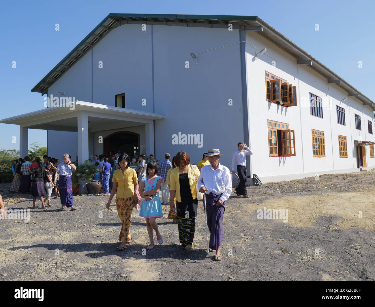 MYANMAR Catholic church Sunday service at Shwe Pyi Thar Stock Photo - Alamy