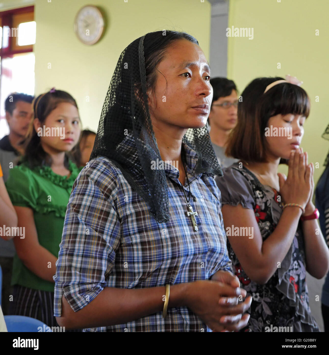 MYANMAR Catholic church Sunday service at Shwe Pyi Thar Stock Photo - Alamy
