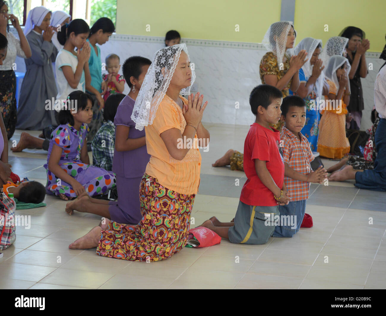 MYANMAR Catholic church Sunday service at Shwe Pyi Thar Stock Photo - Alamy