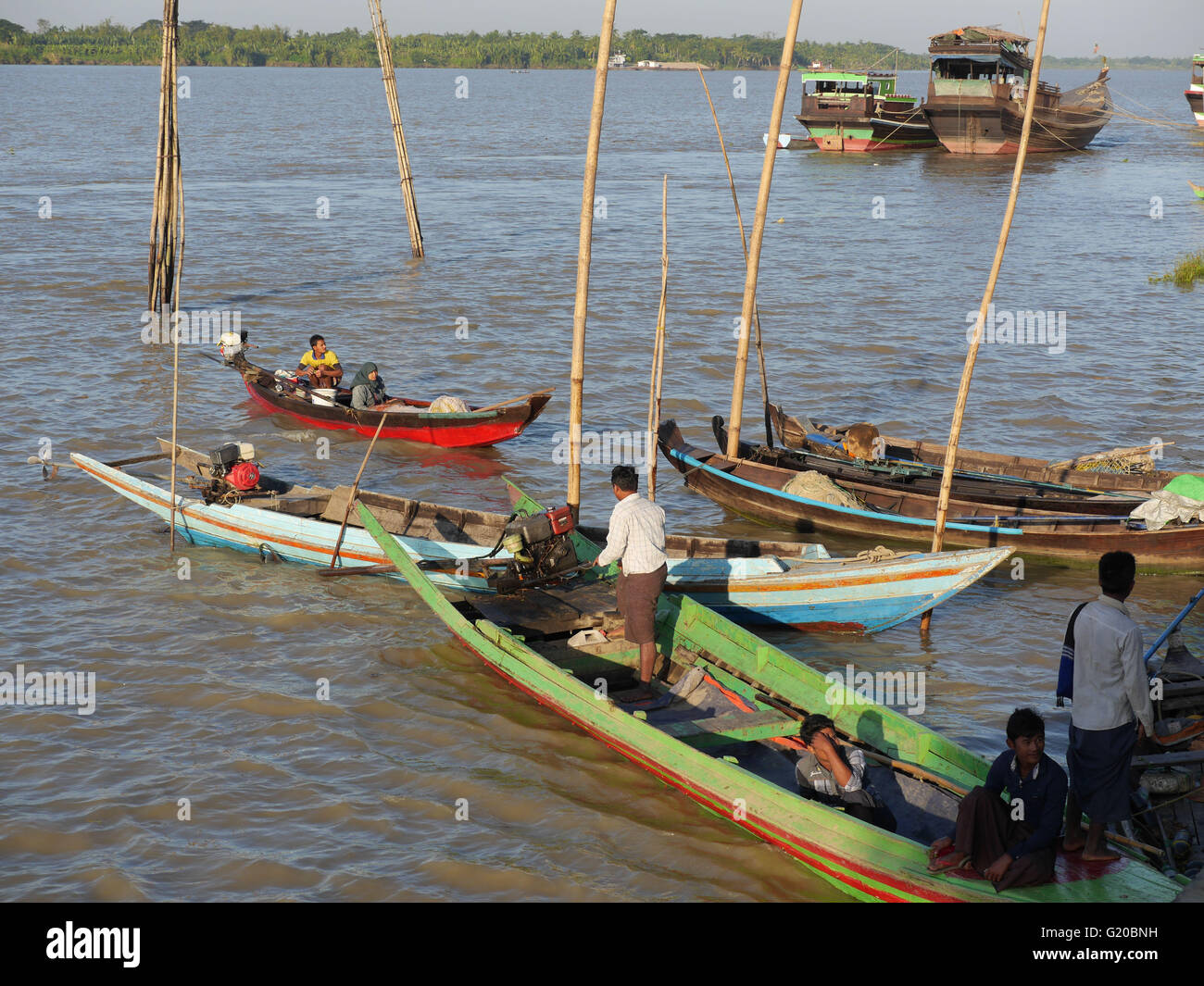 MYANMAR Scenes on the Irriwaddy River, near Yangon Stock Photo - Alamy