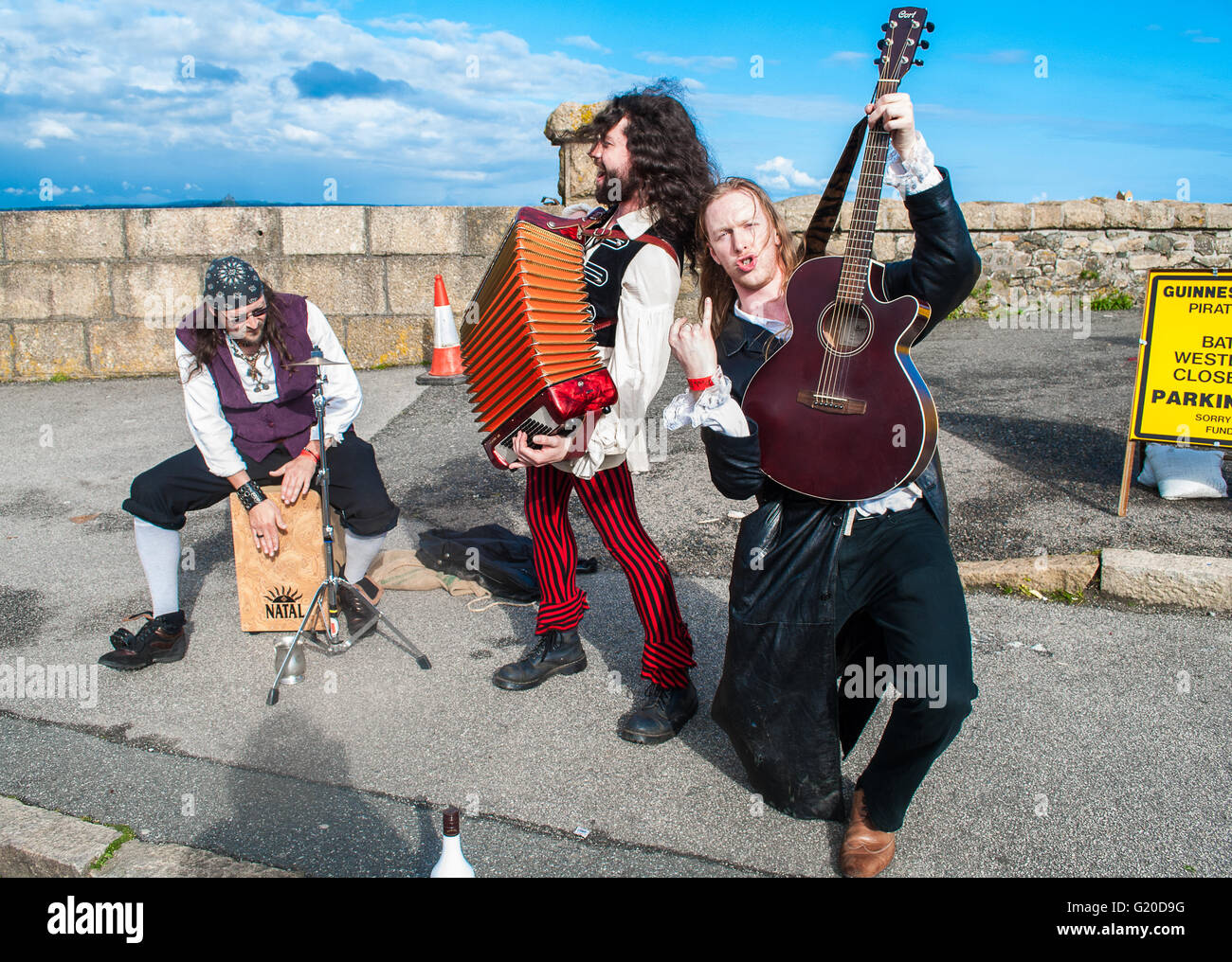 Street performers in Penzance, Cornwall, UK dressed up as pirates ...