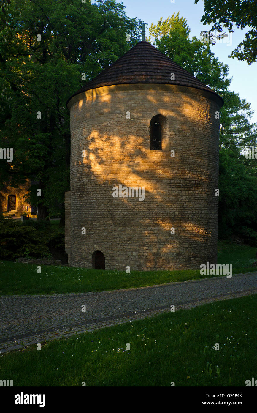 Historic architecture rotunda romanesque hi-res stock photography and ...
