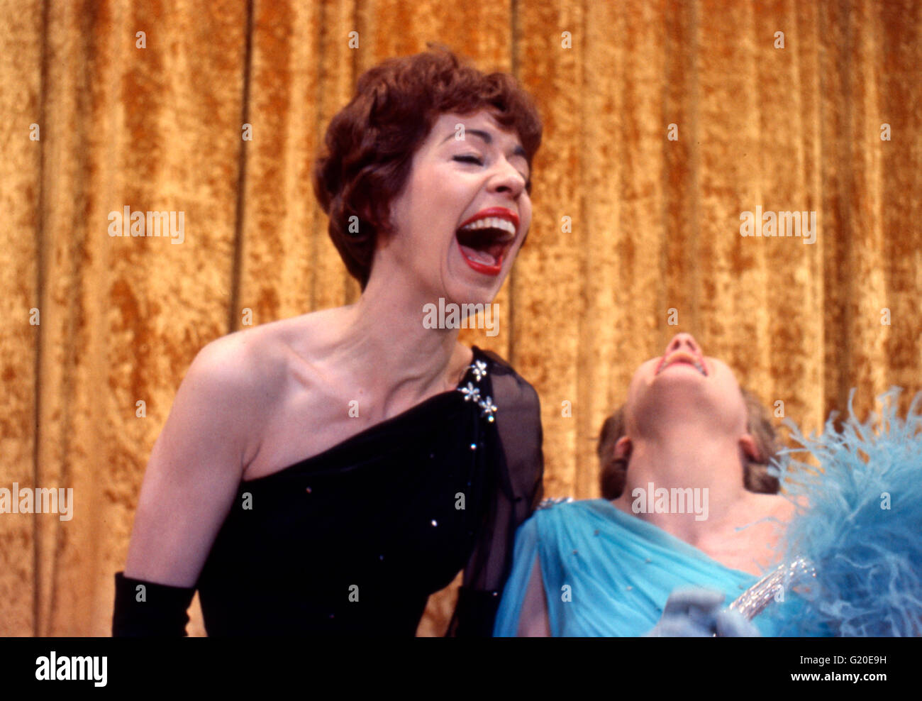Julie Andrews and Carol Burnett Stock Photo - Alamy