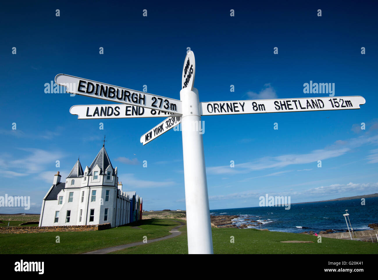 Scotland route 500 sign hi-res stock photography and images - Alamy