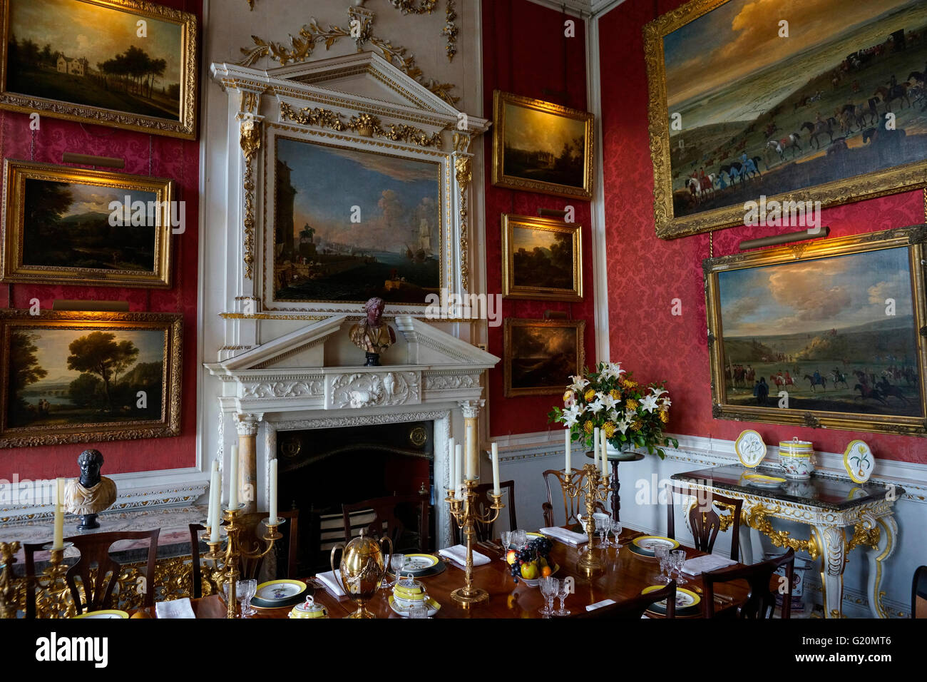 Castle howard interior hi-res stock photography and images - Alamy