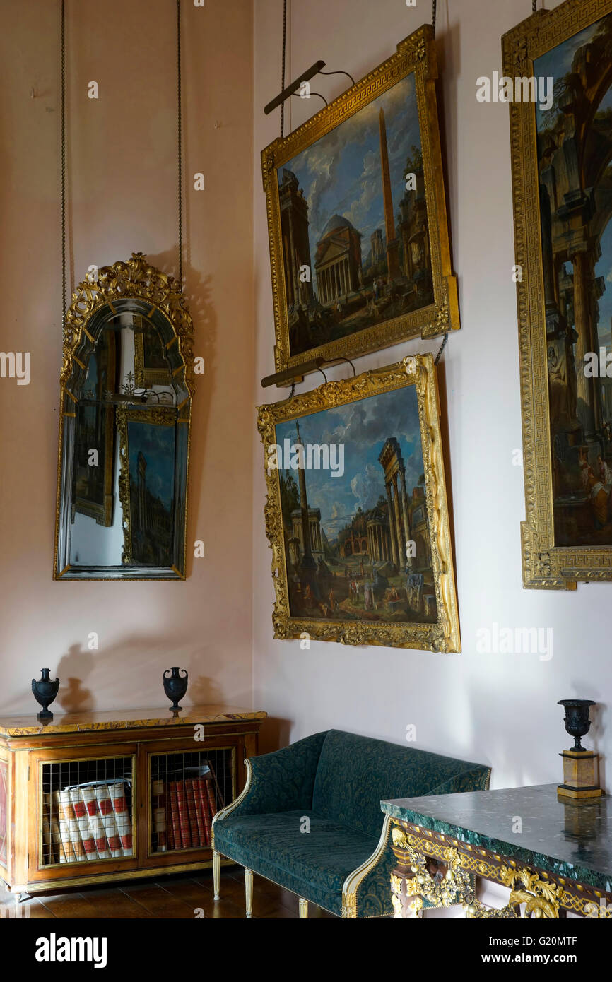 Castle Howard Interior Stock Photos & Castle Howard Interior Stock ...