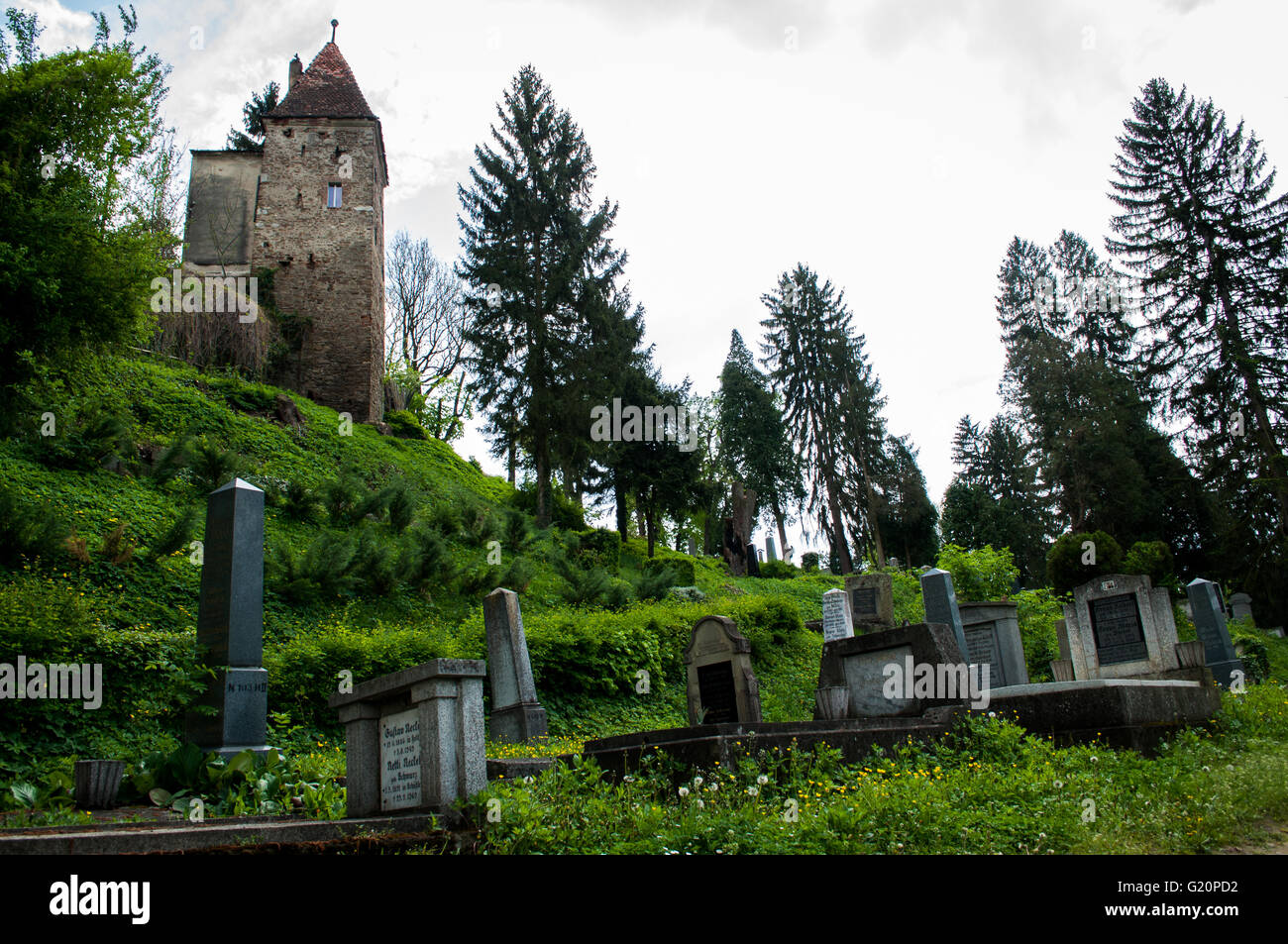 Medieval cemetery hi-res stock photography and images - Alamy