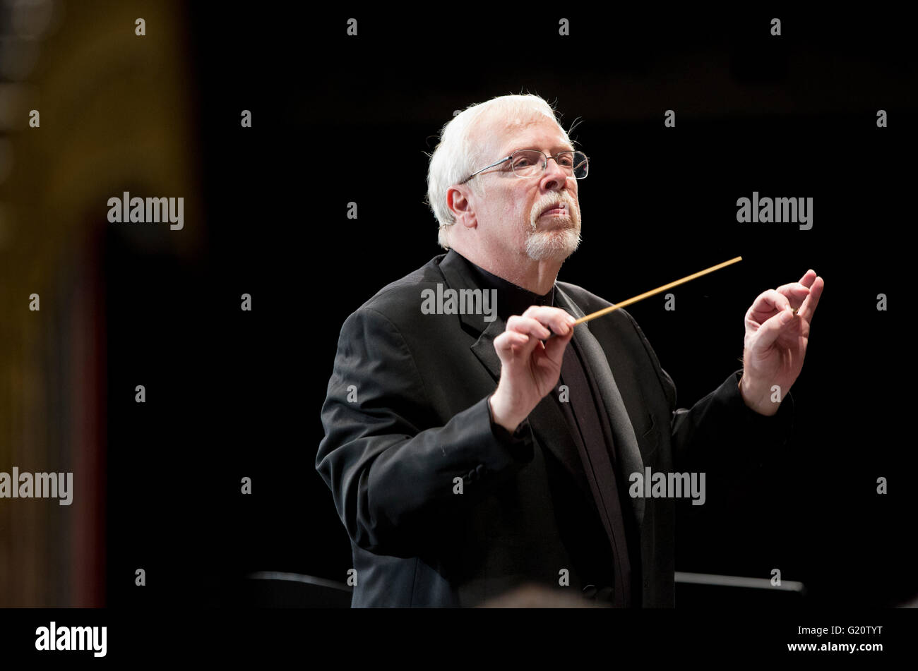 High school orchestra hi-res stock photography and images - Alamy