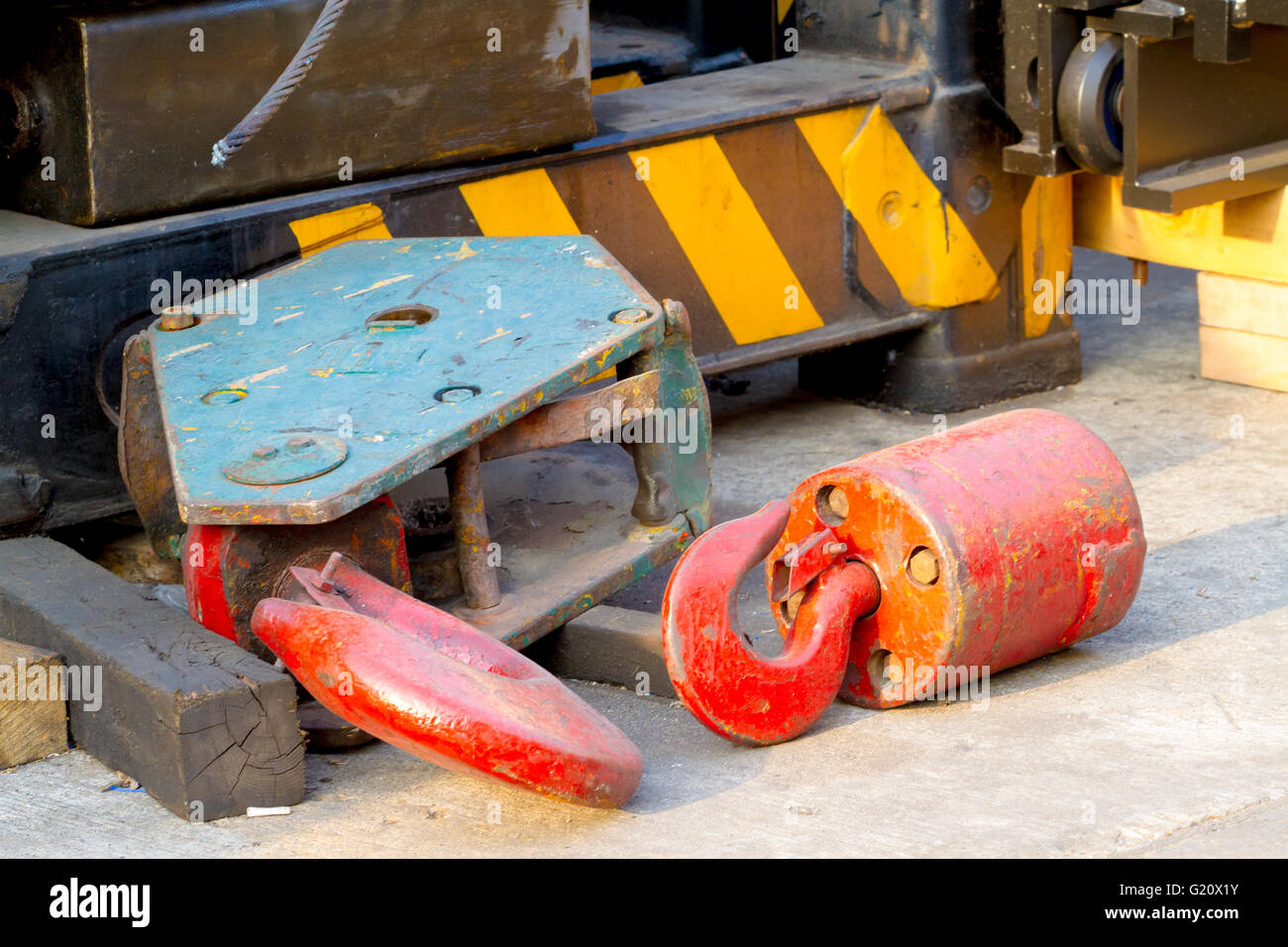 Machine hoisting construction material hi-res stock photography and ...