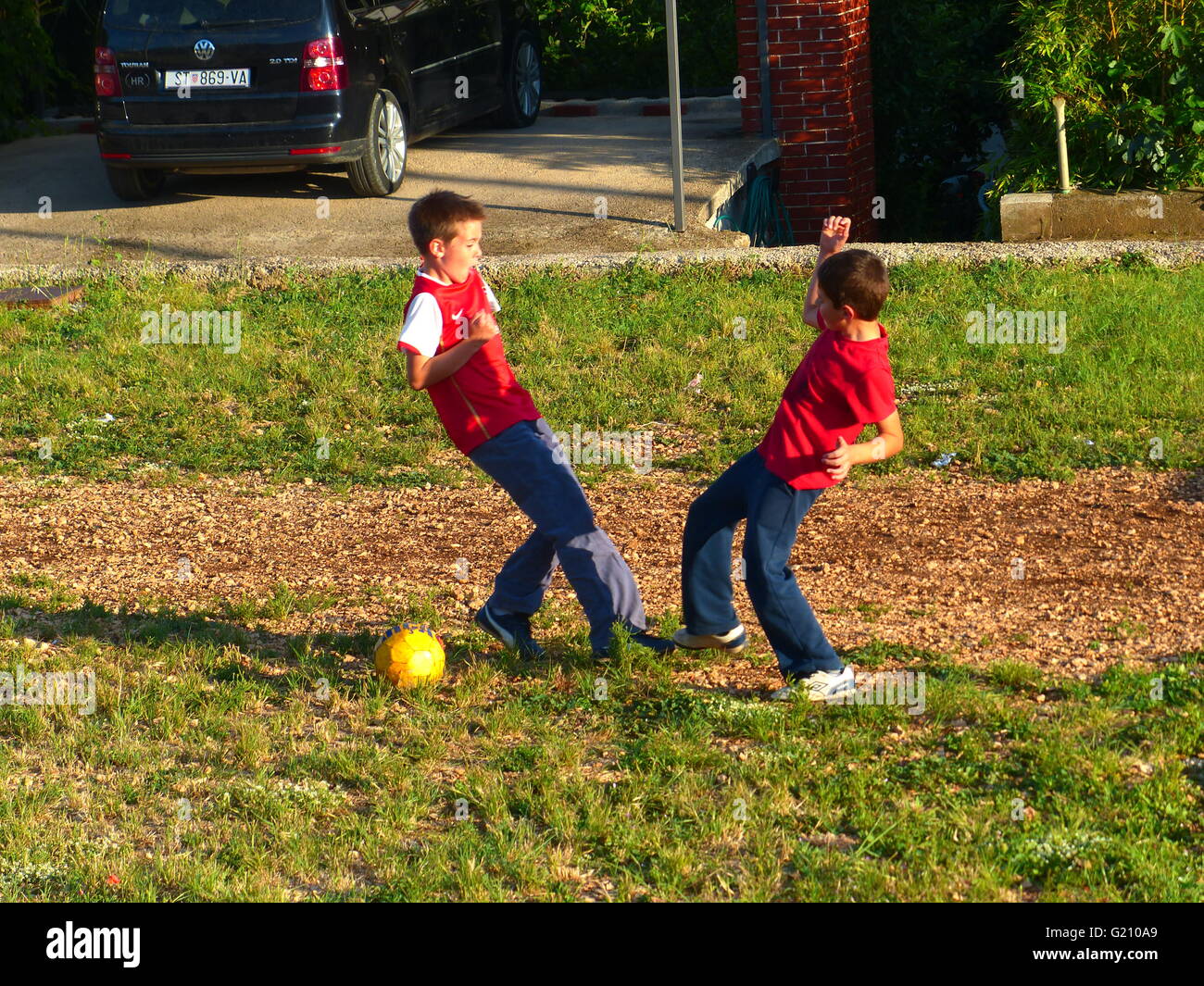 Soccer play hi-res stock photography and images - Alamy