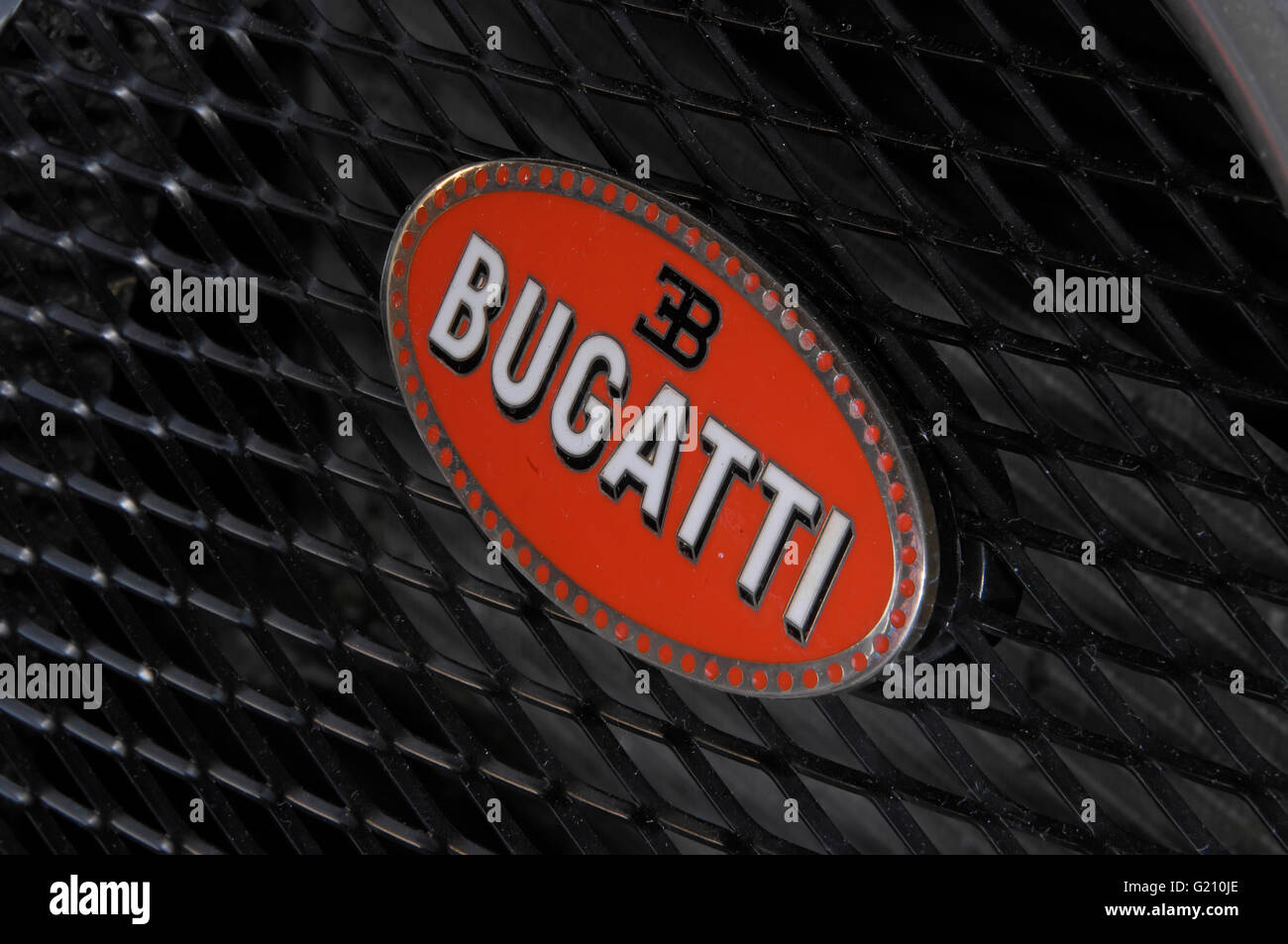 Bugatti Veyron Super Sport Logo