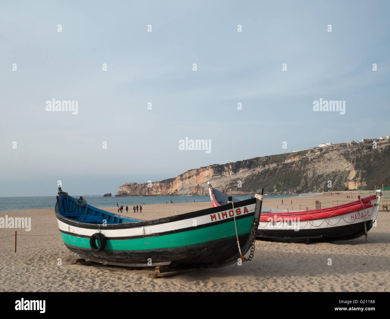 Nazare fishing boats hi-res stock photography and images - Alamy