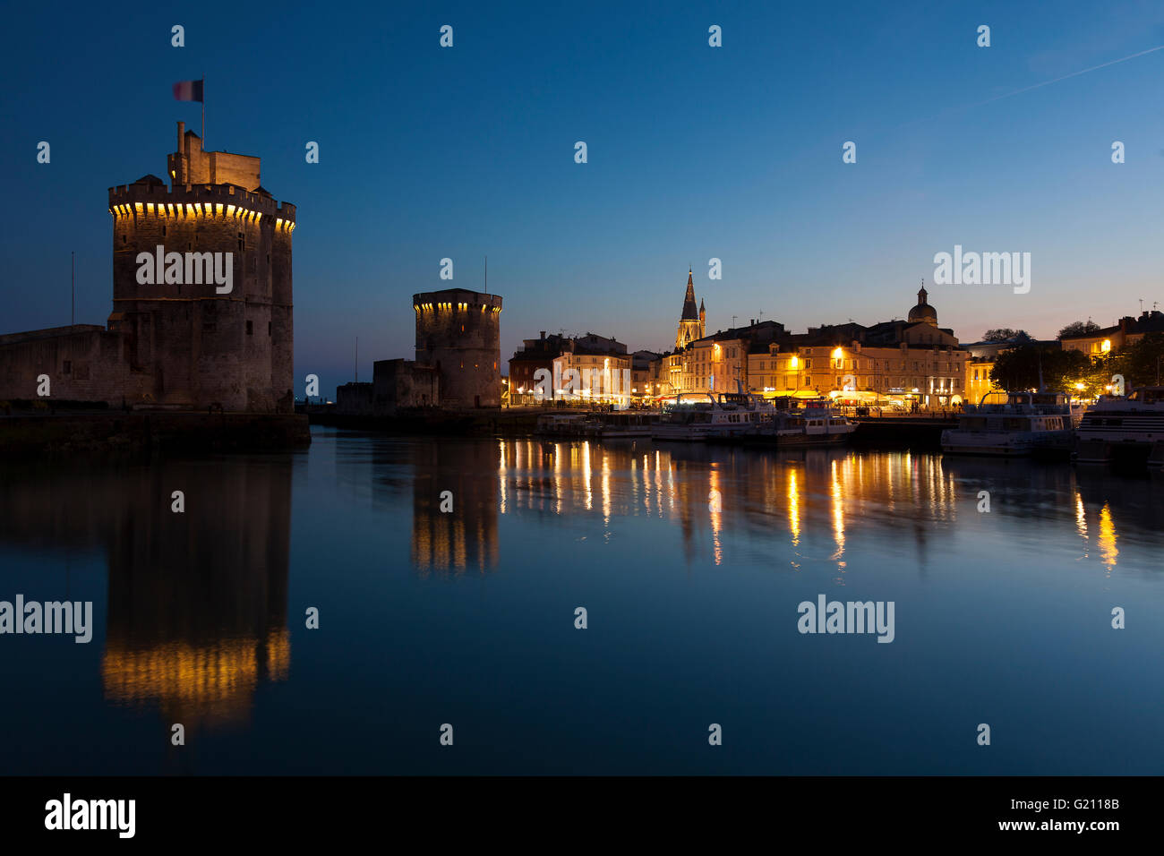 St. Nicholas and La Chaine towers, La Rochelle, Charente-Maritime ...