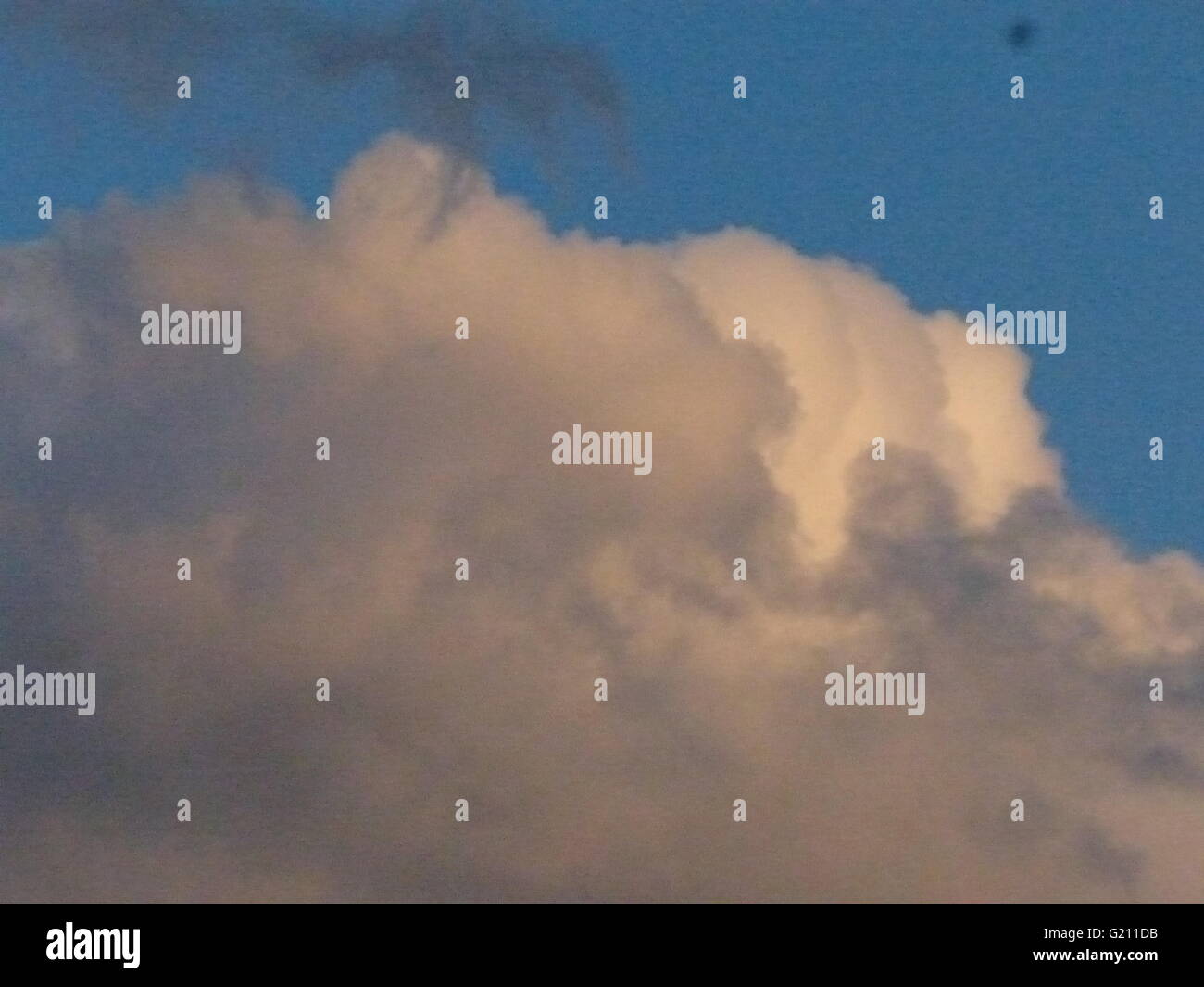 Nimbus cumulus hi-res stock photography and images - Alamy
