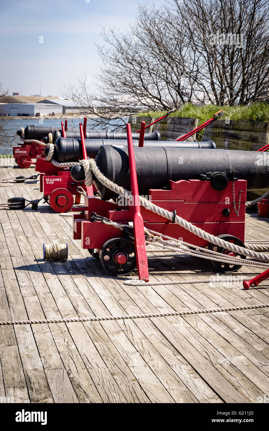 Fort blockhouse gun battery hi-res stock photography and images - Alamy