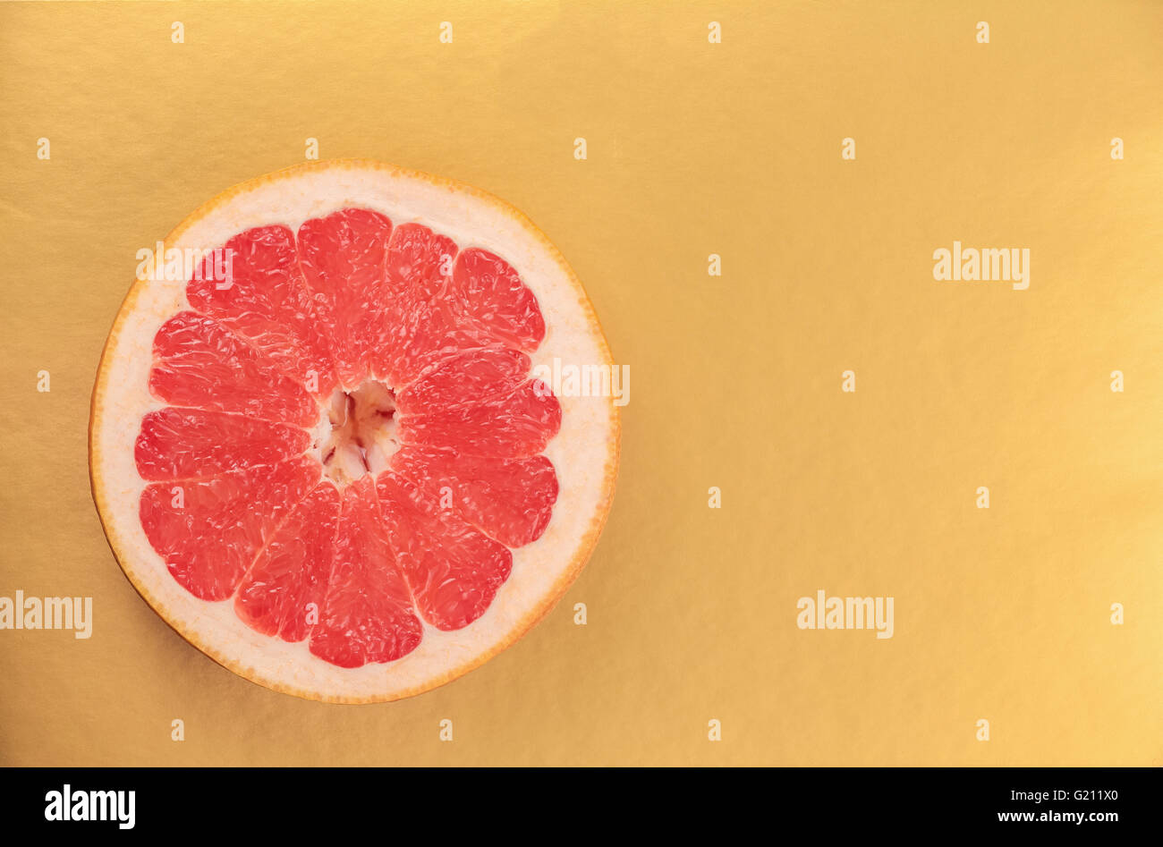 Gold orange fruit hi-res stock photography and images - Alamy