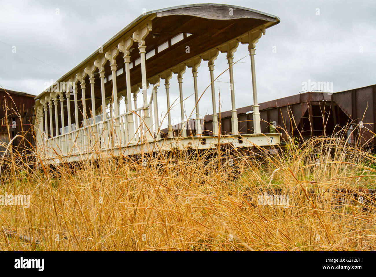 Abandoned railroad overgrown weeds hi-res stock photography and images ...