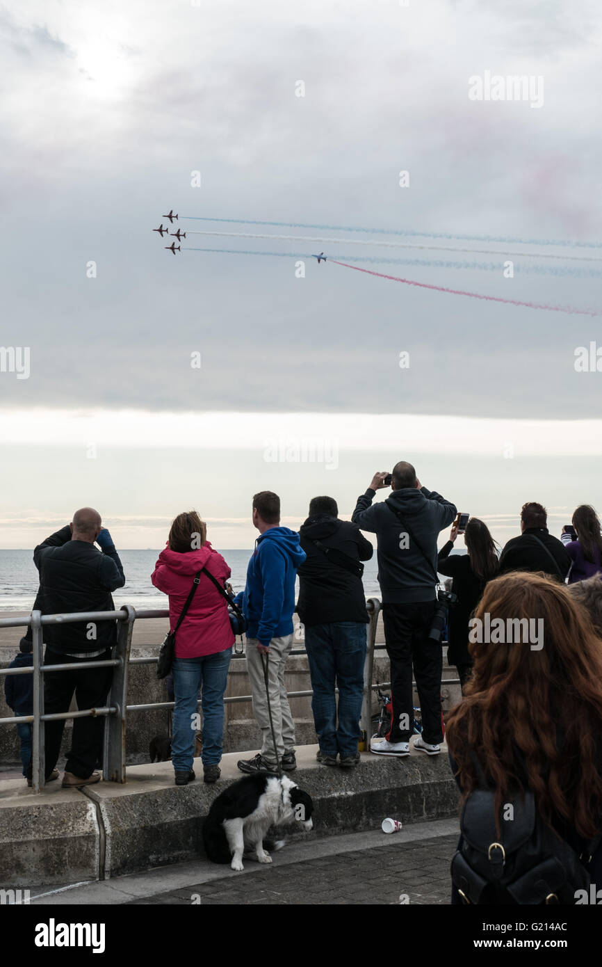 Blackpool pleasure beach red arrows hi-res stock photography and images ...
