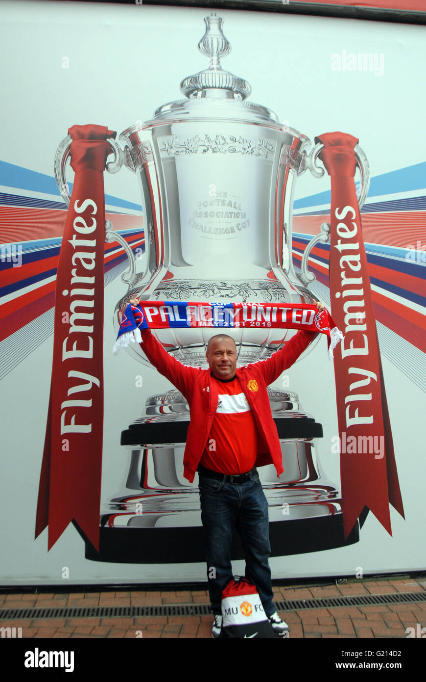 Cup final wembley poster hi-res stock photography and images - Alamy