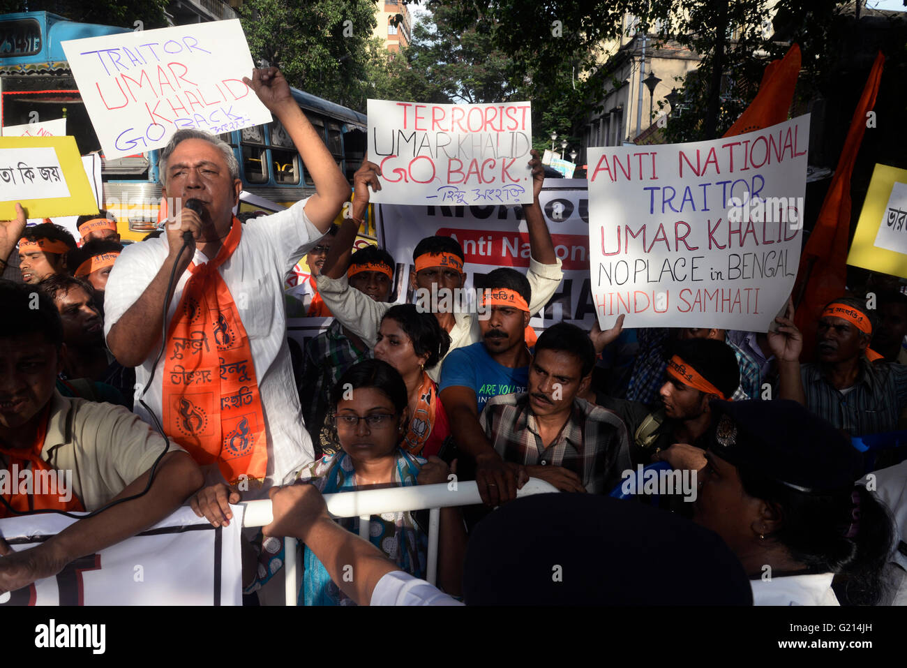 Kolkata, India. 21st May, 2016. BJP and Hindu activist shows agitation ...