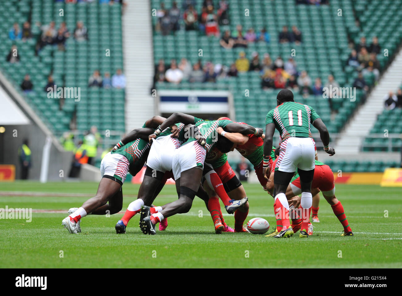 Rfu twickenham stadium uk scrums hi-res stock photography and images ...
