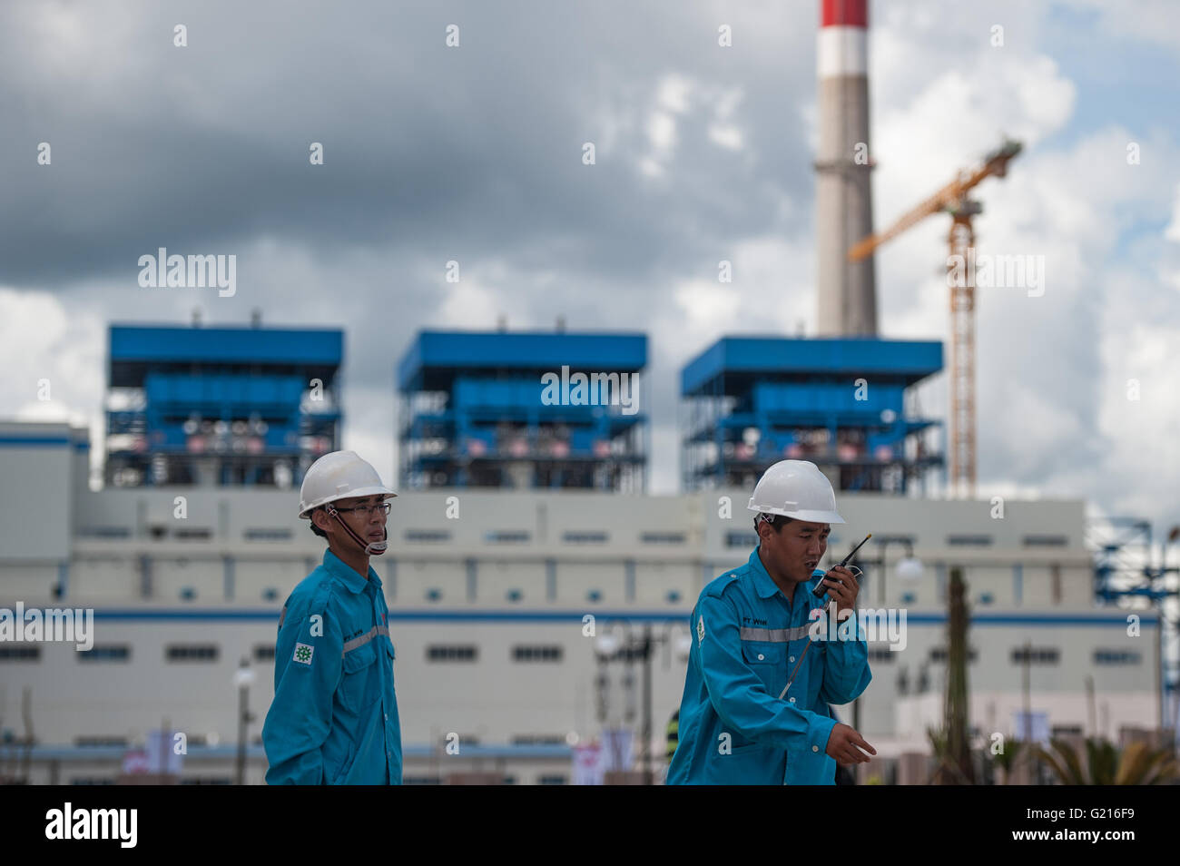 Bauxite refinery hi-res stock photography and images - Alamy