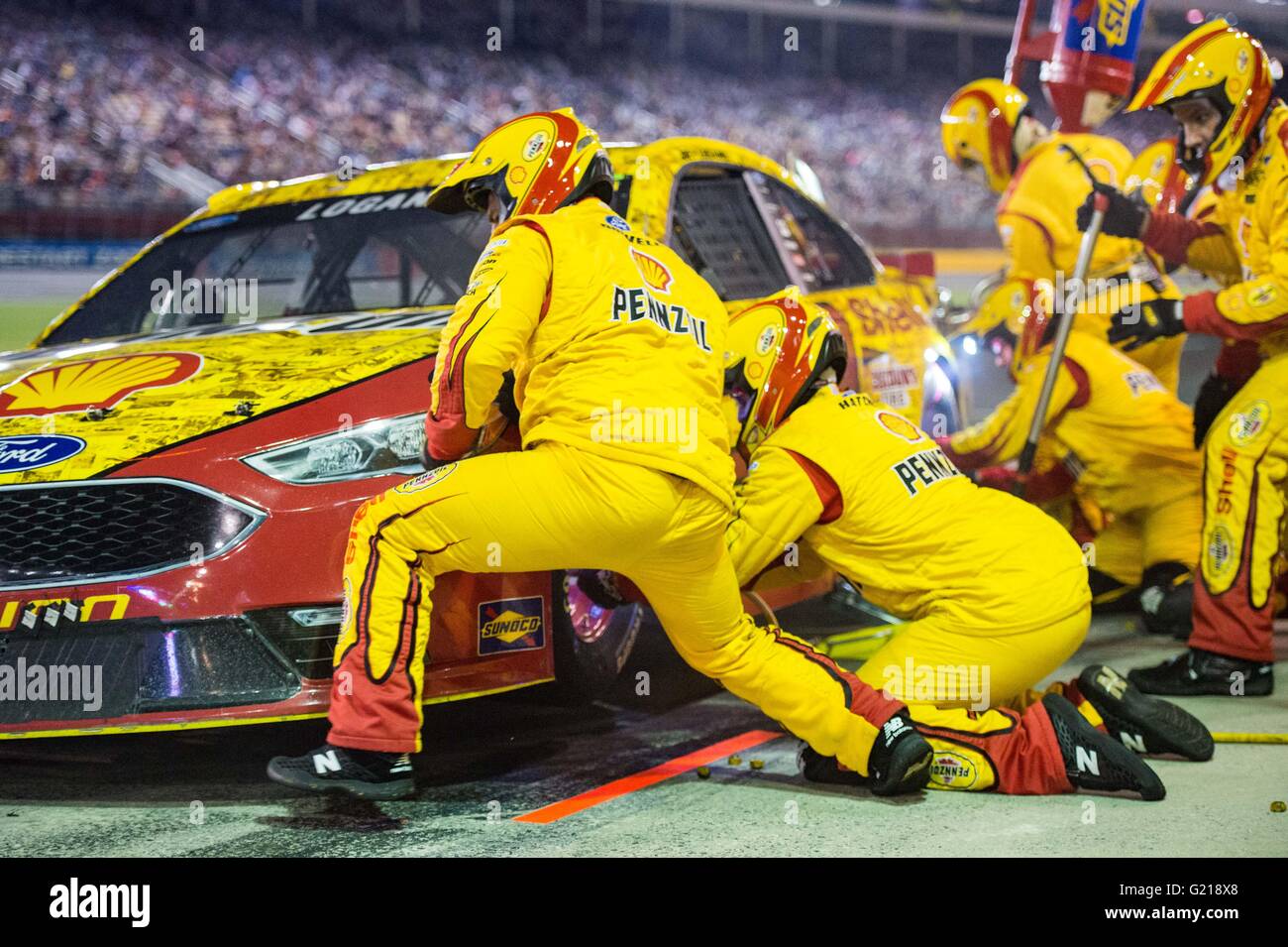 Pit crew hi-res stock photography and images - Alamy