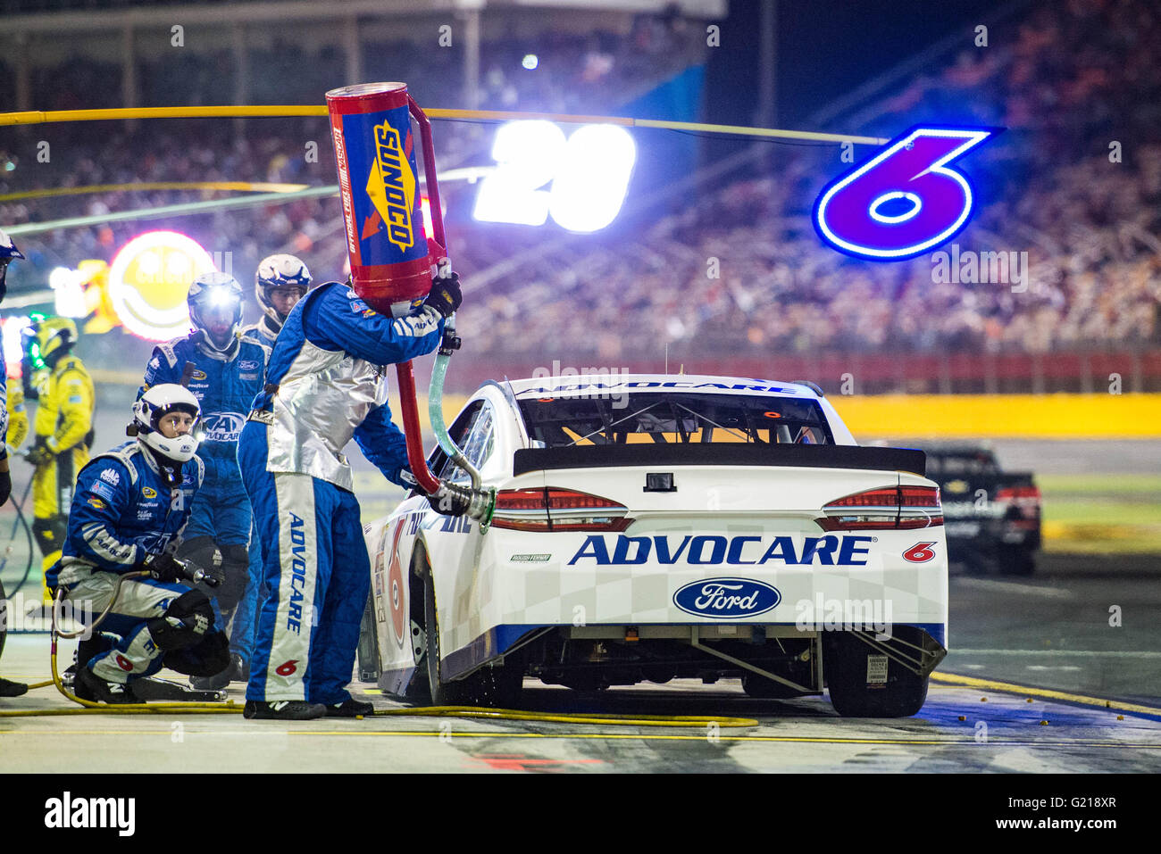 Pit crew nascar driver hi-res stock photography and images - Alamy