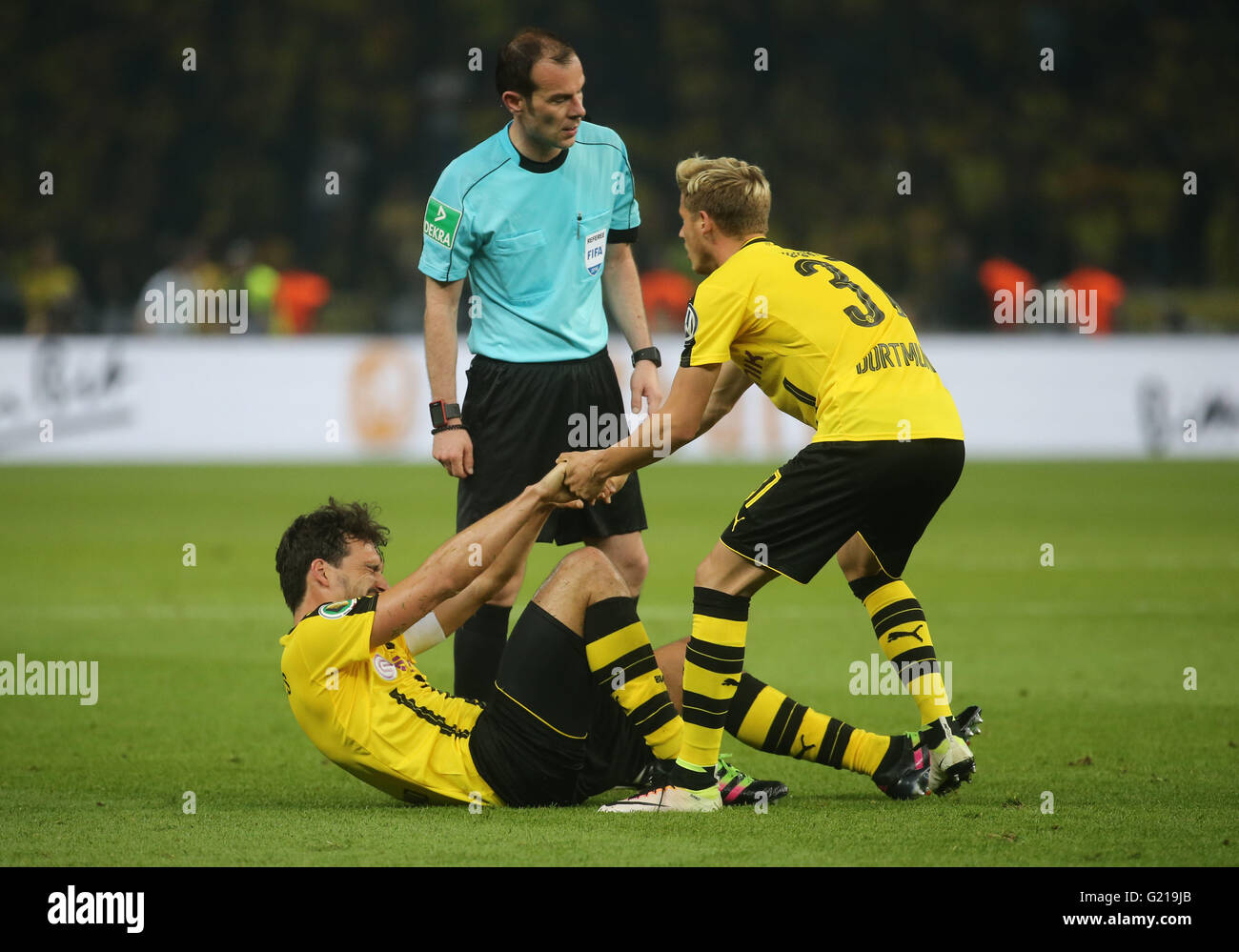 Mats hummels feet hi-res stock photography and images - Alamy